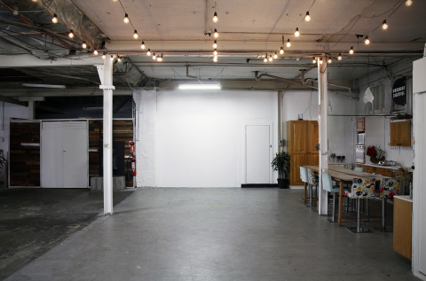 Desks available in post/production house - large open plan | Creative ...